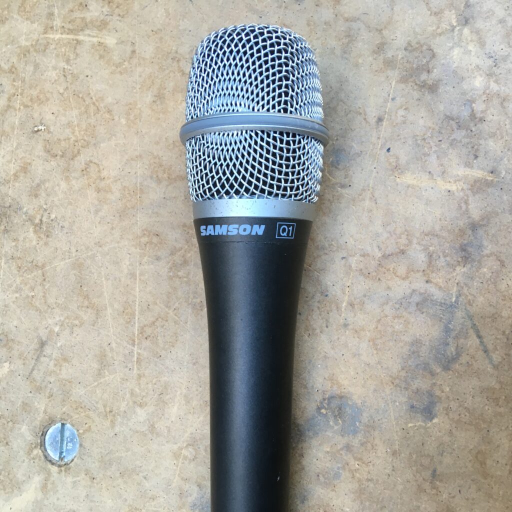 Micro Q1 Samson statique - By dreamiX