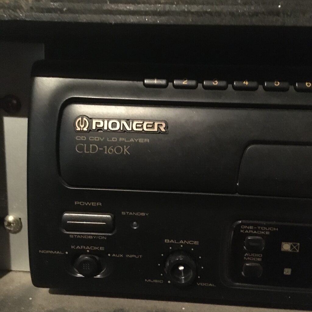 Lecteur de Laser Disque CLD 160K Pioneer - By dreamiX