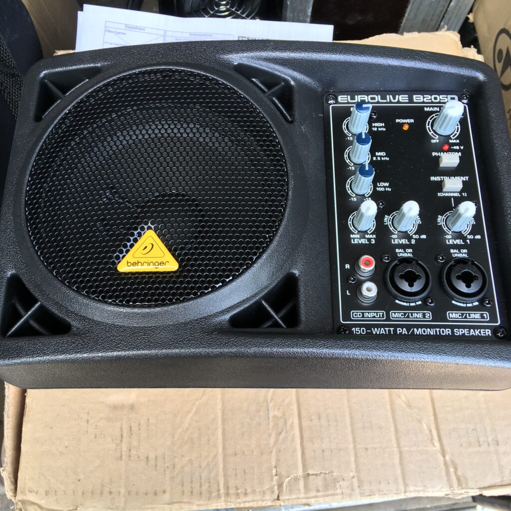 Enceinte amplifiée B205 D Behringer - By dreamiX