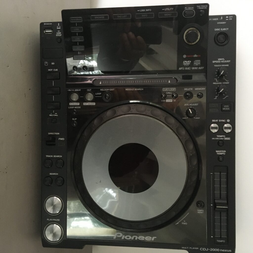 Lecteur CDJ 2000 Nexus Pioneer - By dreamiX